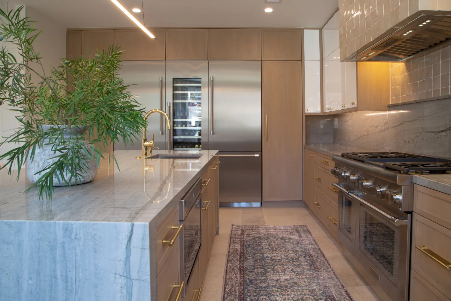 Interior Designer MJ, Beverly Hills, 90212-3807